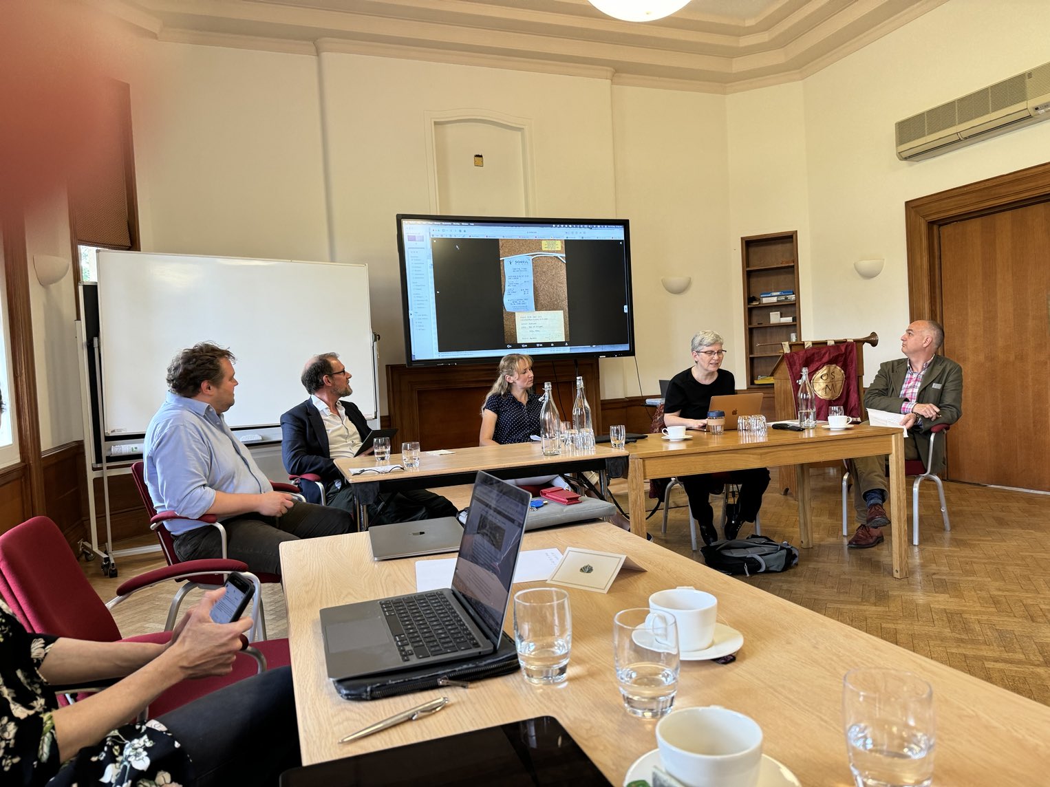 round table – Teaching the Codex